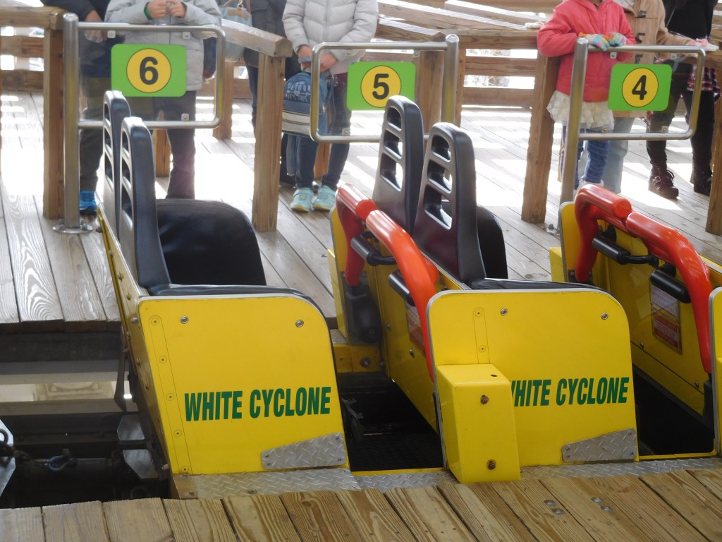 Wooden Coaster trains (Part 1) – ParkVault