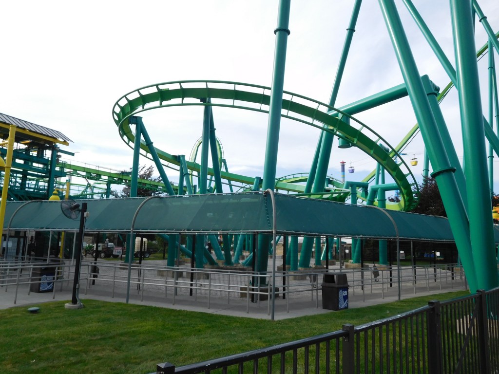A Bird of Prey lands at Cedar Point: Part 4 of our Inverted Coaster ...