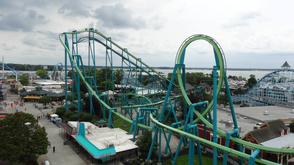 A Bird of Prey lands at Cedar Point: Part 4 of our Inverted Coaster ...