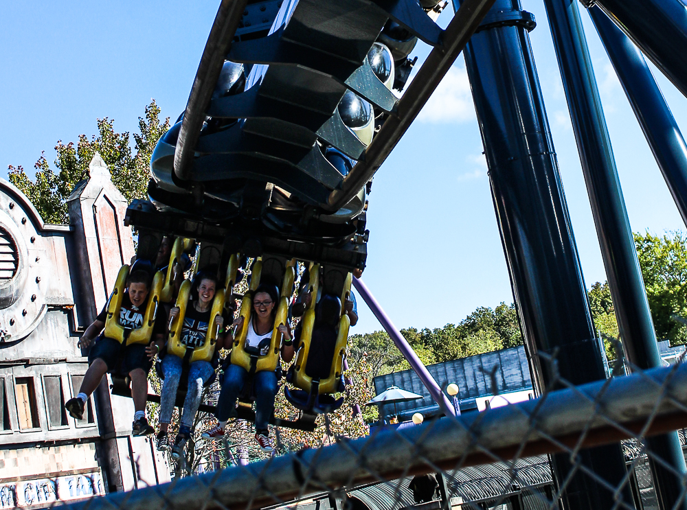 The Batman arrives in Missouri: Part 7 of our Inverted Coaster Series ...