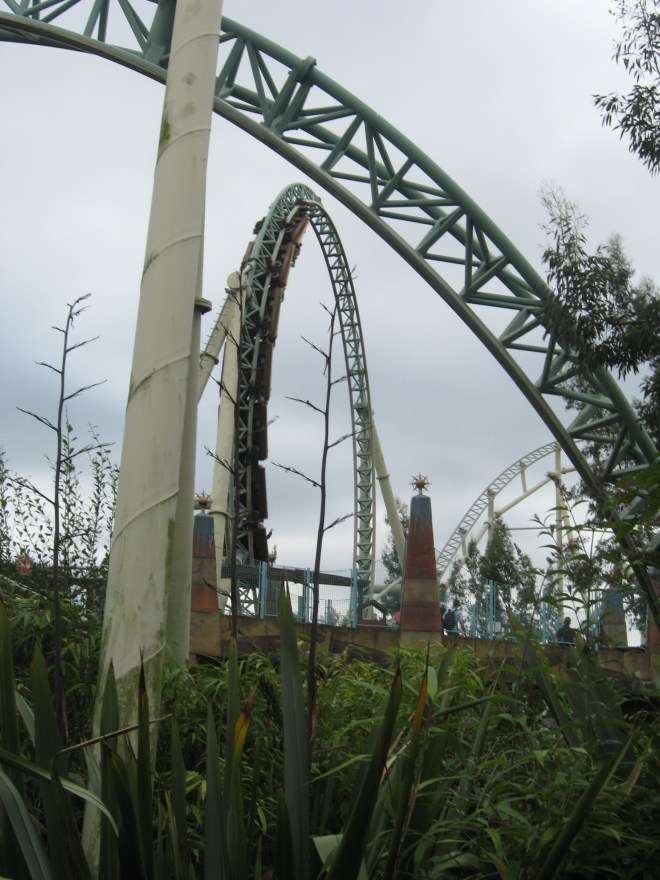 The world’s longest steel looping roller coaster: Part eleven of our ...